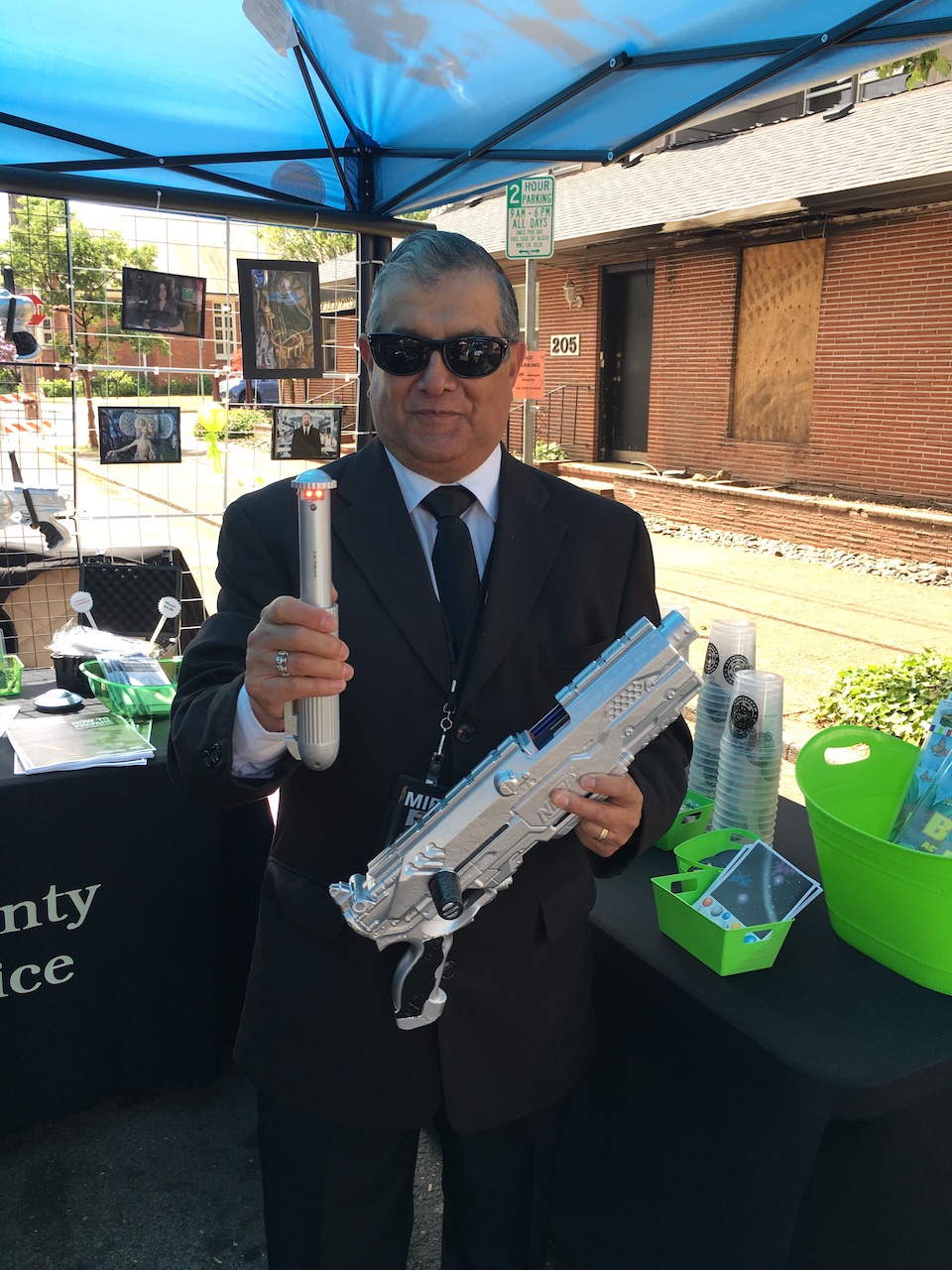 McMinnville UFO Festival – Wacky Wanderers